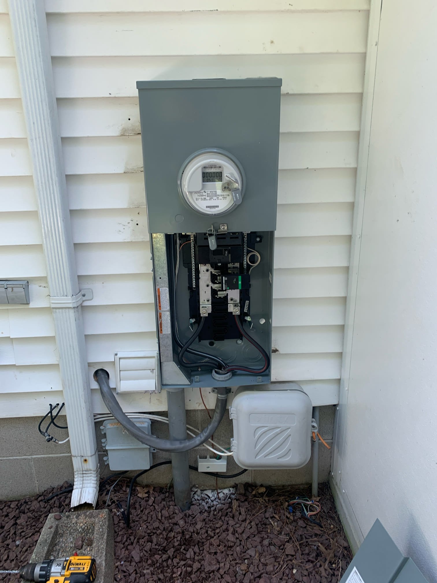 Project Spotlight: Panel Replacement & Full Device Refresh in Milford, DE